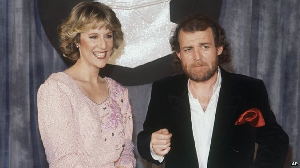 Joe Cocker: Remembering rock's soulful 'mad dog' - BBC News