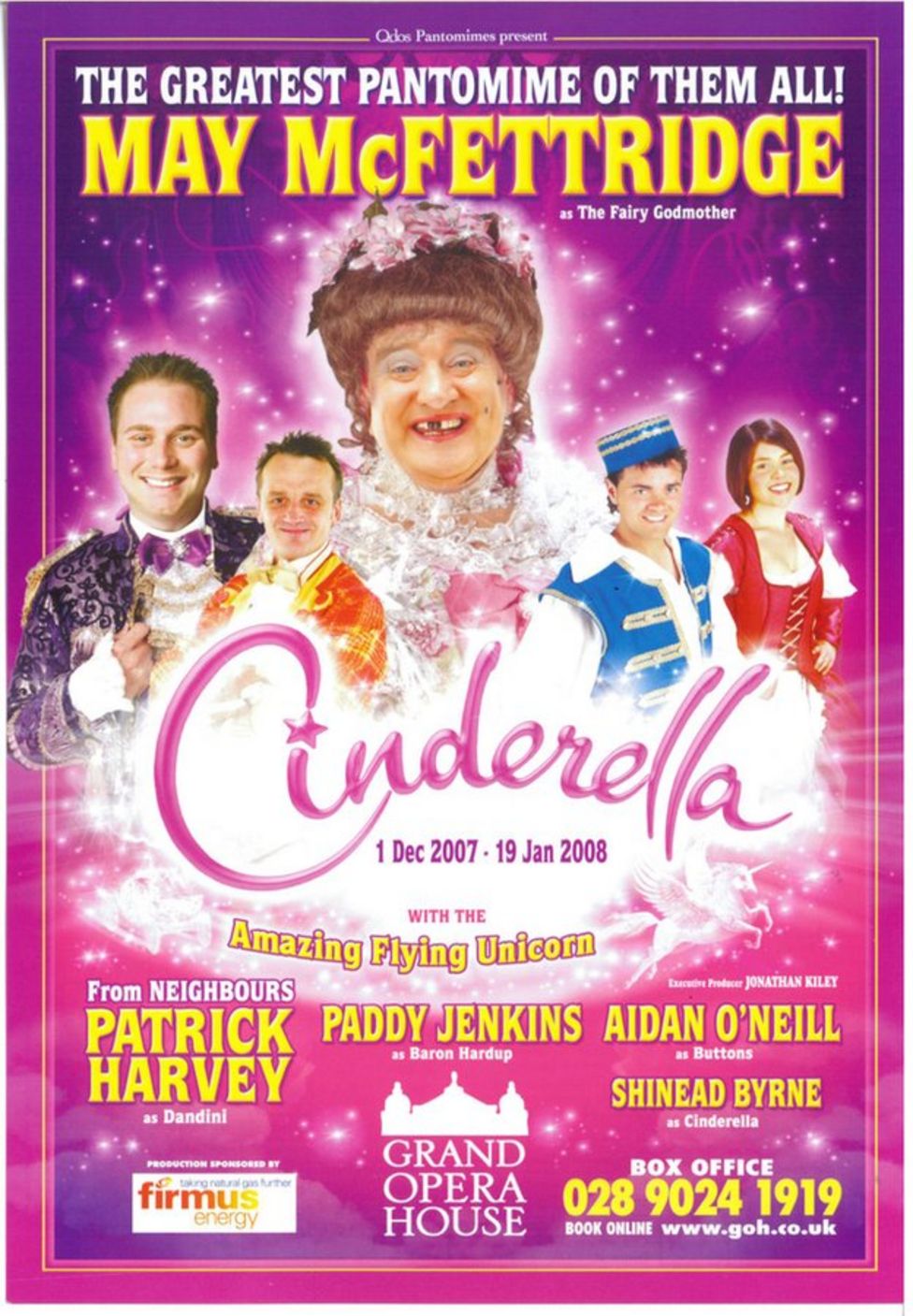 May McFettridge anniversary: 25 years in pantomime in Belfast - BBC News