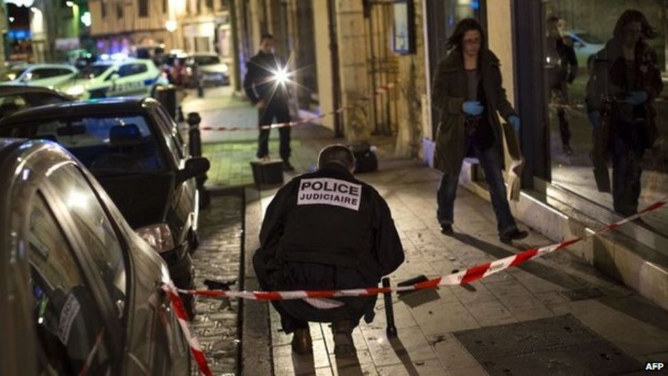 France to deploy soldiers after spate of attacks - BBC News
