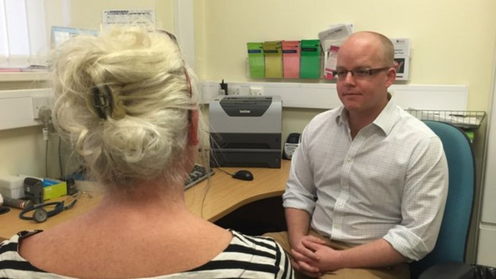 Bristol menopause clinic pilot reduces referrals - BBC News