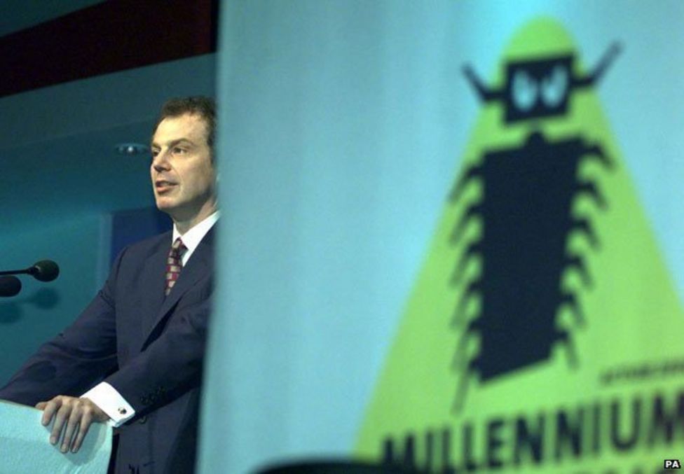 How the UK coped with the millennium bug 15 years ago - BBC News