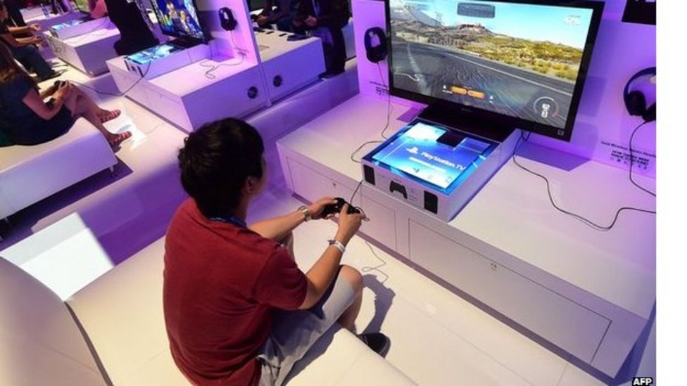 Xbox, Sony hackers hit by hack attack - BBC News