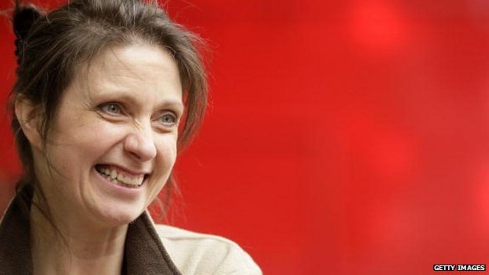 Debbie Purdy: Pain 'too much' for right-to-die campaigner - BBC News