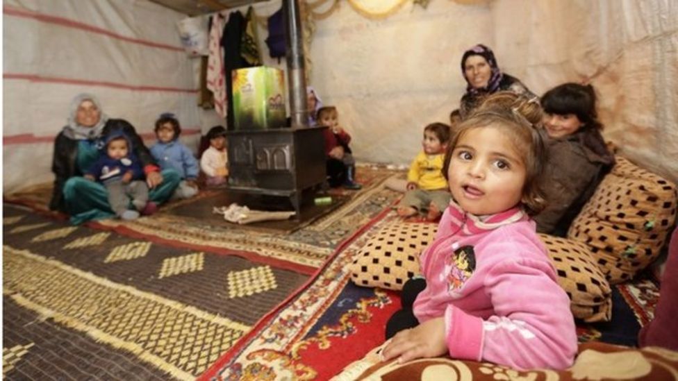 Five Lebanon soldiers killed in border clash - BBC News