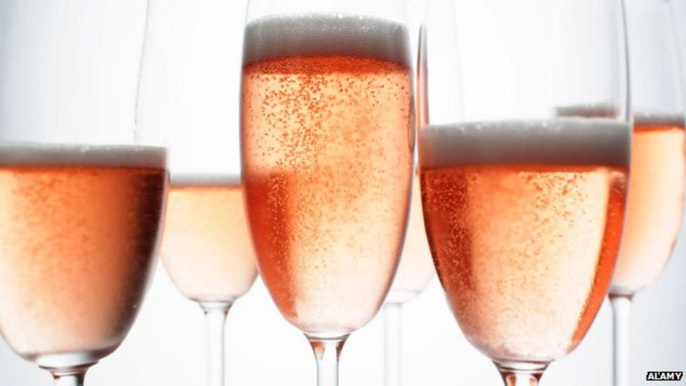 Why prosecco on tap is not real prosecco - BBC News