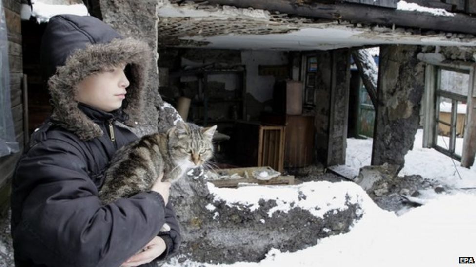 Ukraine ex-leader Yanukovych wanted by Interpol - BBC News