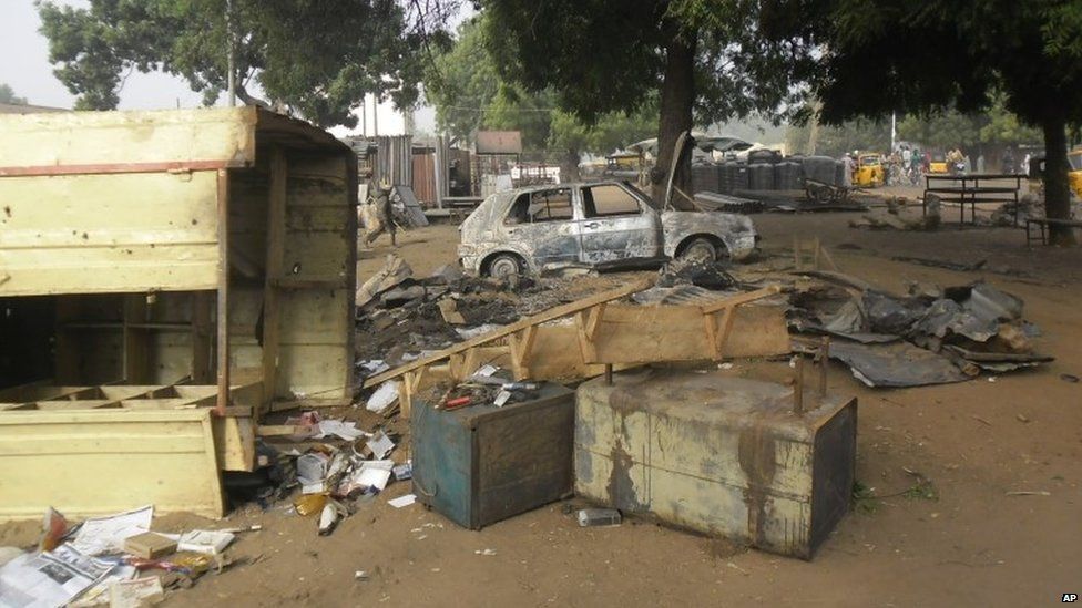 In pictures: Aftermath of bombing in Nigerian town of Potiskum - BBC News