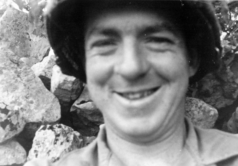 The camera that captured readers' lives - BBC News