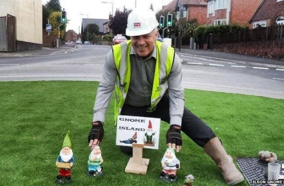 Gnome Island name approved for roundabout - BBC News