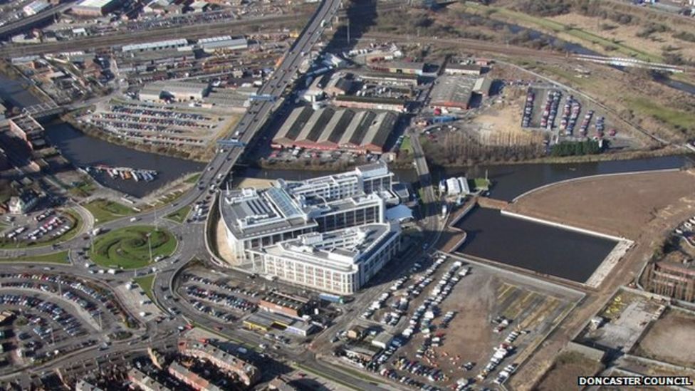 Doncaster Waterfront link road work starts - BBC News
