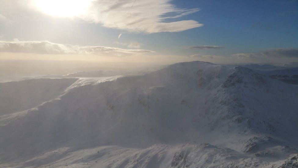 In pictures: Temperature drops across Scotland - BBC News