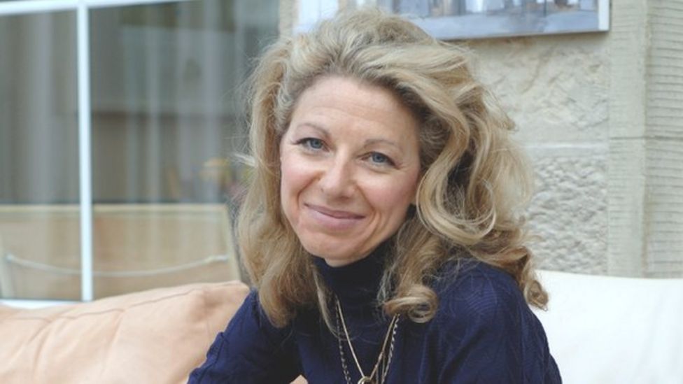 'Astonishing' donations for leg amputee mum Tracy Ralph - BBC News