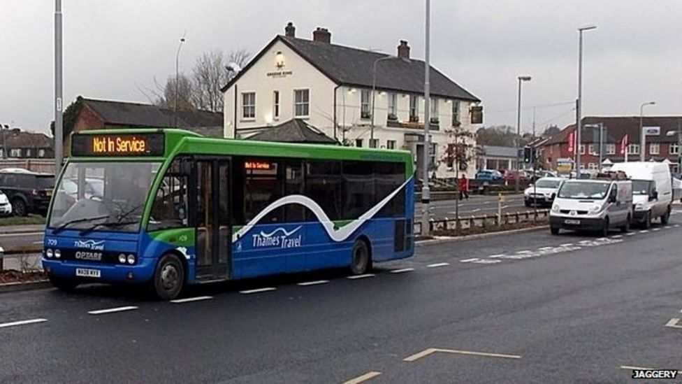 Didcot Gateway plans unveiled by council - BBC News