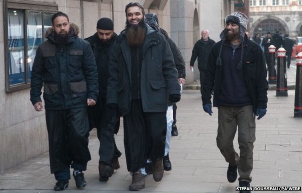 London street march Muslim men given three-year Asbo - BBC News