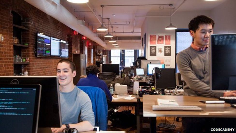 The man with 26 million students - BBC News