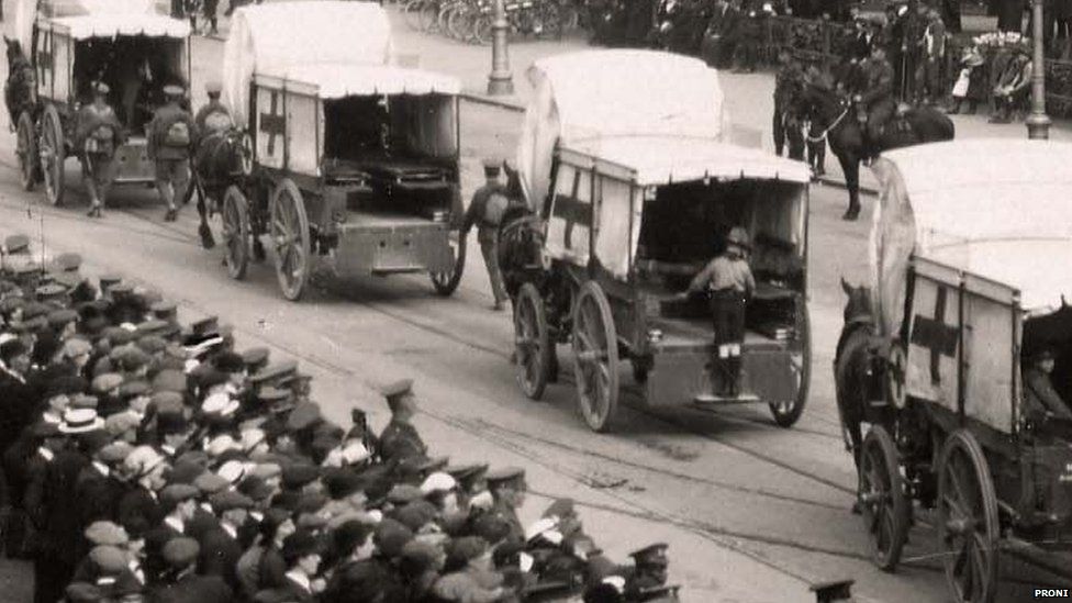 Ireland's Great War: Photos of Belfast soldiers marching to battle ...