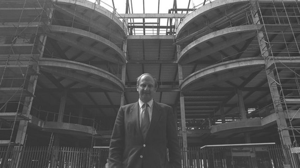 Sir Richard Needham says Northern Ireland is not well governed - BBC News