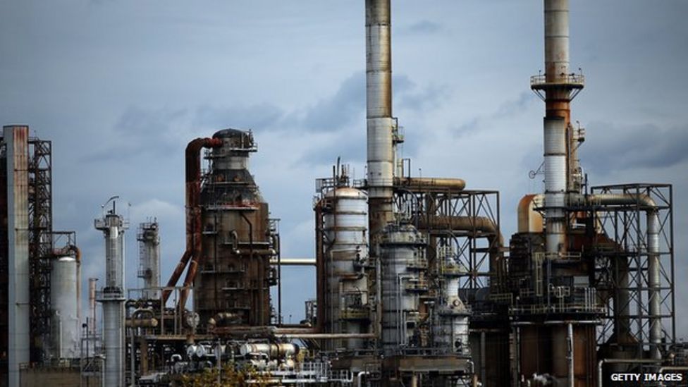 US oil workers on largest national strike since 1980 - BBC News