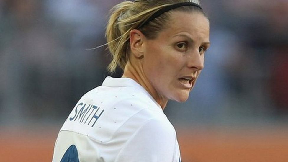 Kelly Smith: Arsenal Ladies & England legend retires from professional ...