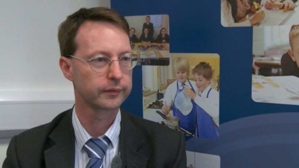Ryde Academy head Dr Rory Fox head leaves post - BBC News