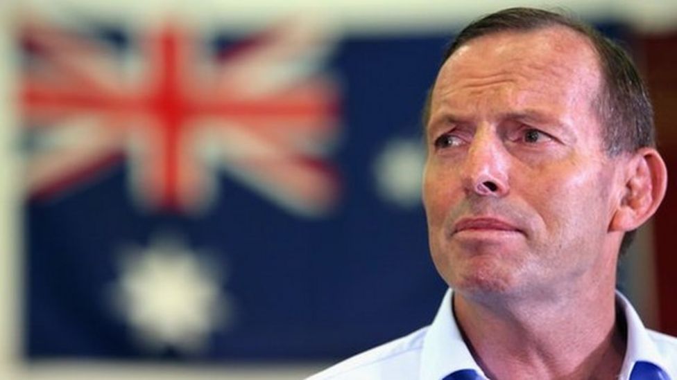 Tony Abbott #PutYourOnionsOut: How the internet reacted - BBC News