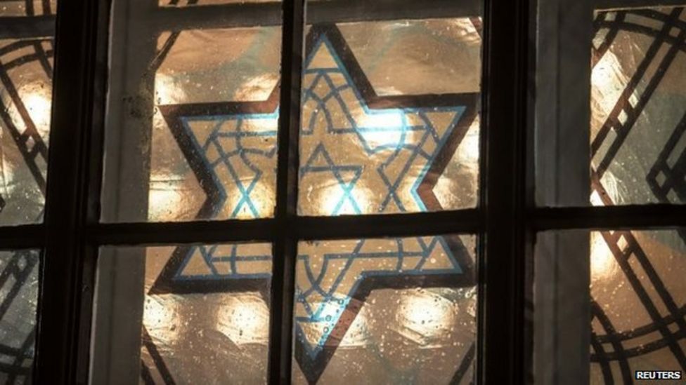 Jewish groups criticise German panel on anti-Semitism - BBC News