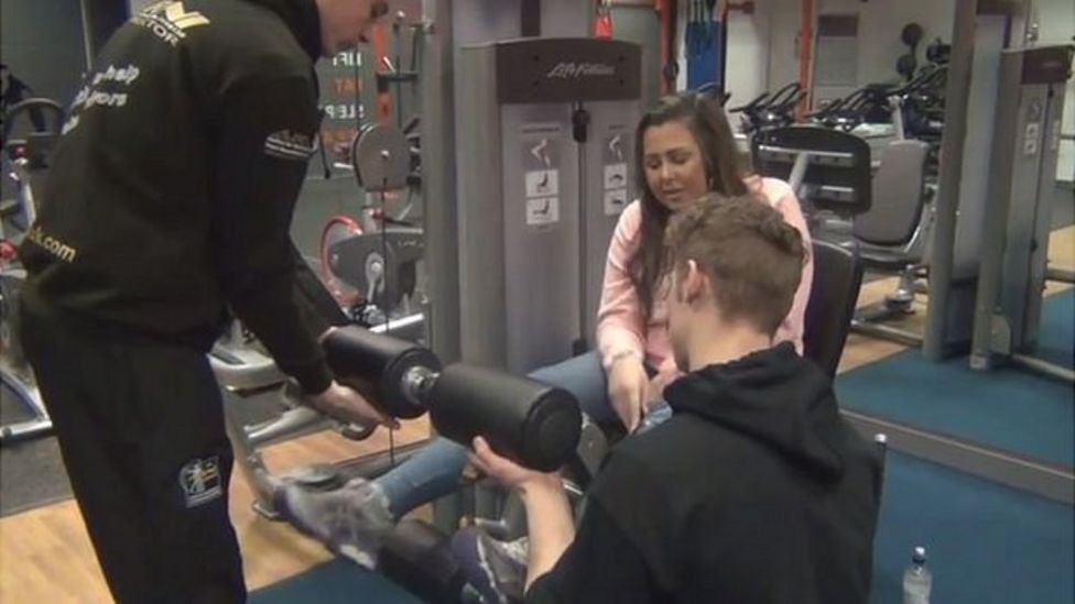 Claw hammer attack victim Gemma Price 'learning to live again' - BBC News