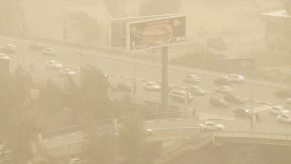 Middle East worst hit by rise in sand and dust storms - BBC News