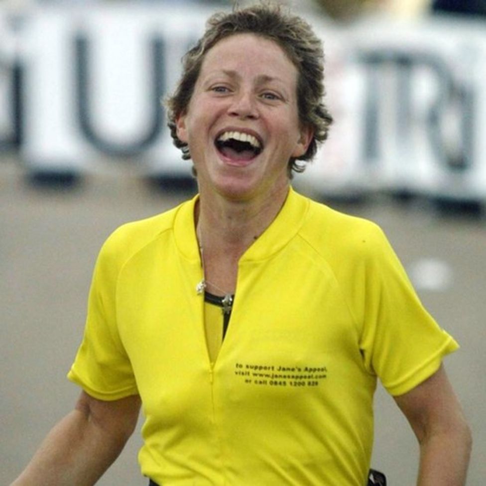 Cancer fund-raiser Jane Tomlinson charity raises £7.6m - BBC News