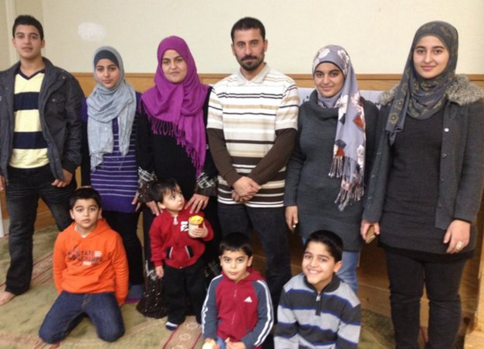 Fleeing war, Syrians make a new life in New Jersey - BBC News