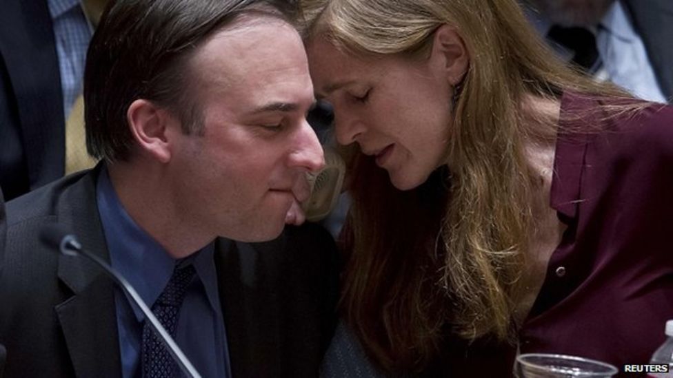 Ukraine crisis: US warns Russia as UN backs ceasefire deal - BBC News