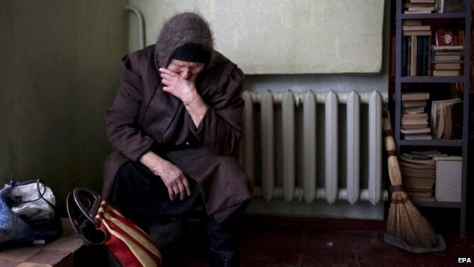 Ukraine Troops Retreat From Key Town Of Debaltseve Bbc News