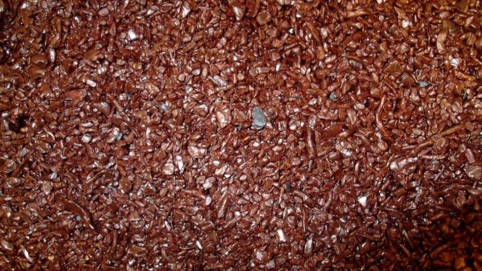 Thieves steal 10 tonnes of copper granules, worth £50,000, in Rochdale ...
