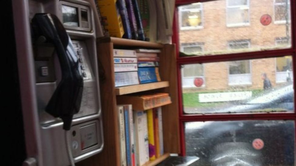 Red phone box in Wall becomes novel mini-library - BBC News