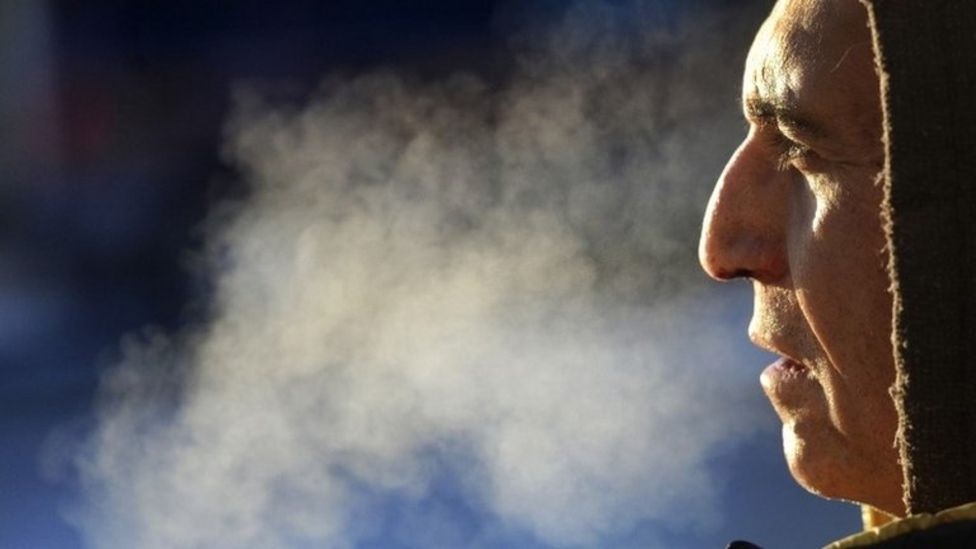 In pictures: Snow blankets the Middle East - BBC News