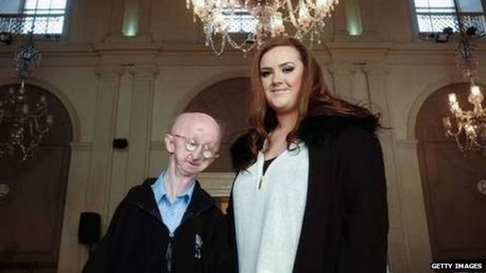 Alan Barnes attack: Man pleads guilty - BBC News