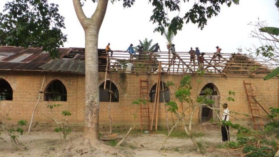 Maud Kells: Cookstown missionary relives her shooting ordeal - BBC News