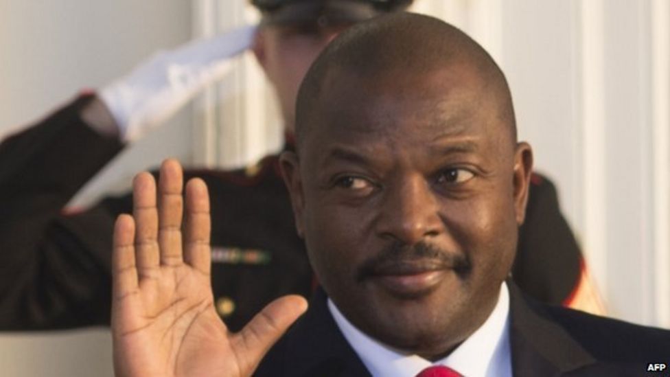 Burundi dissident Hussein Radjabu escapes from jail - BBC News