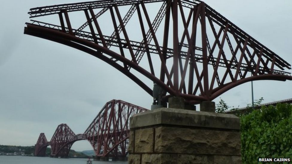 Your reflections on the Forth Bridge - BBC News