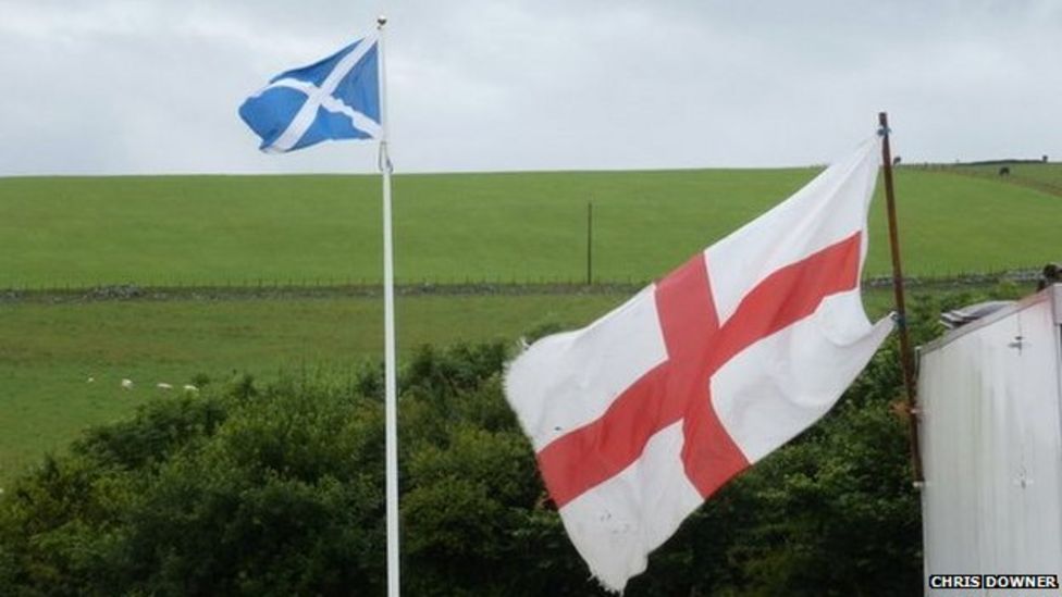 Scotland-England border flag 'flexibility' sought - BBC News