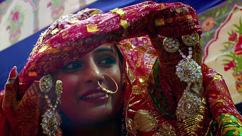 The lavish lifestyle of India's royalty - BBC News