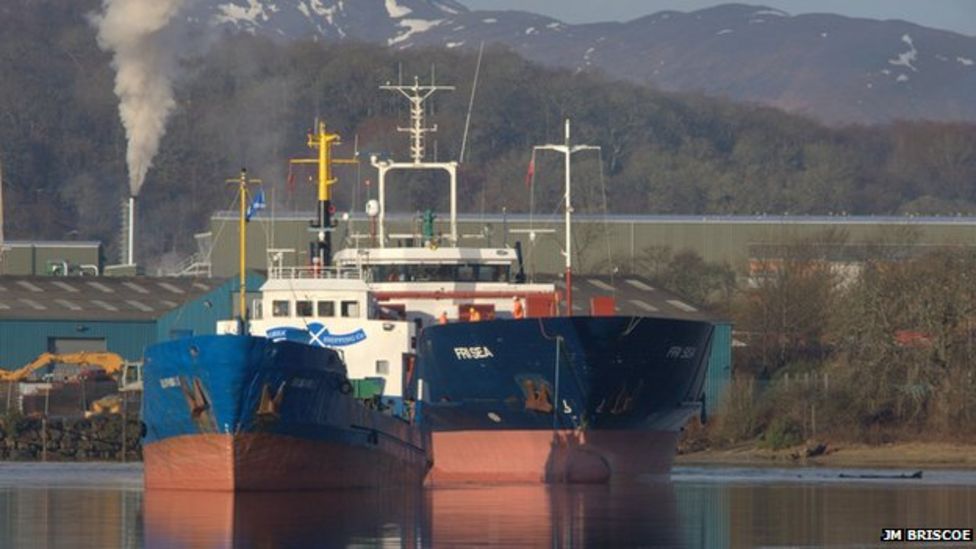 Efforts to refloat cargo ship grounded on west coast of Scotland - BBC News