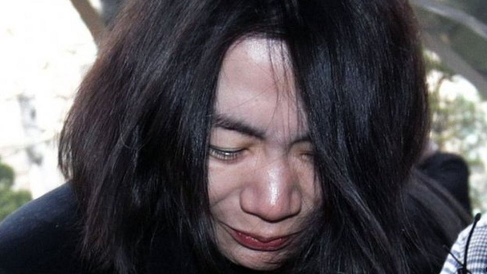 South Korea 'nut rage' executive Heather Cho freed - BBC News