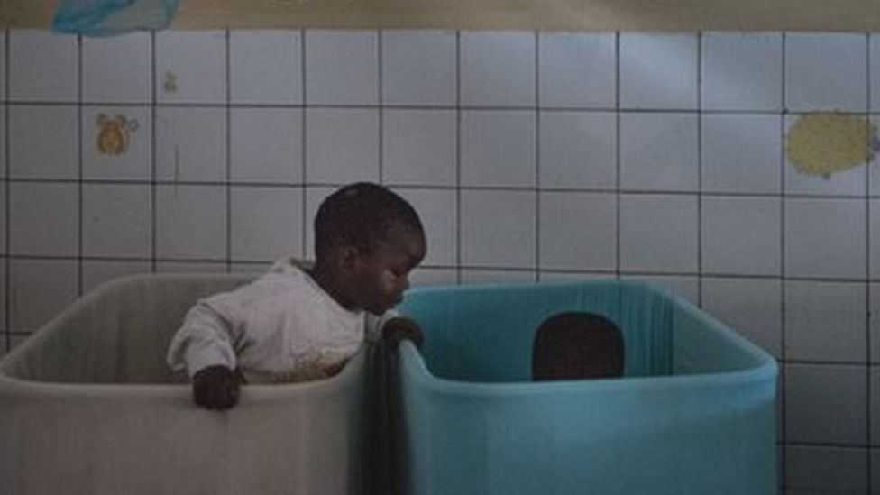 Rwanda genocide: Nation marks 25 years since mass slaughter - BBC News