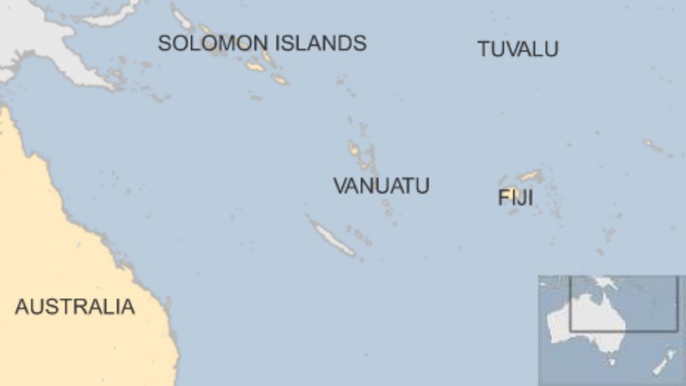 Cyclone devastates South Pacific islands of Vanuatu - BBC News