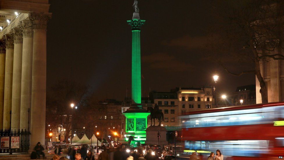 Global landmarks turn green in honour of St Patrick - BBC News
