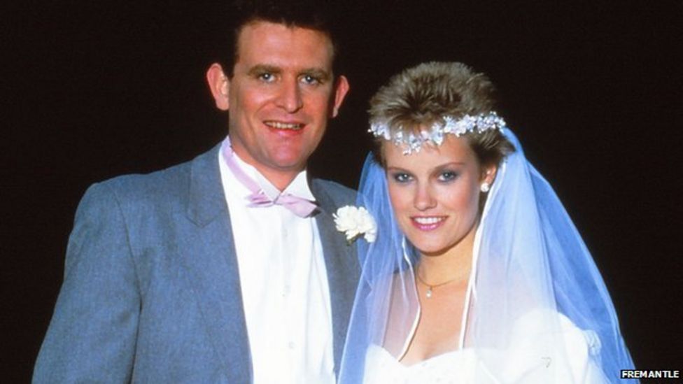 Neighbours at 30: Memorable moments - BBC News