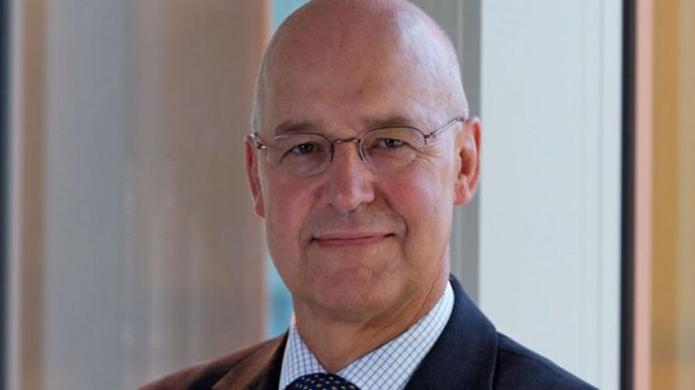 Oxford University's head to move to New York - BBC News