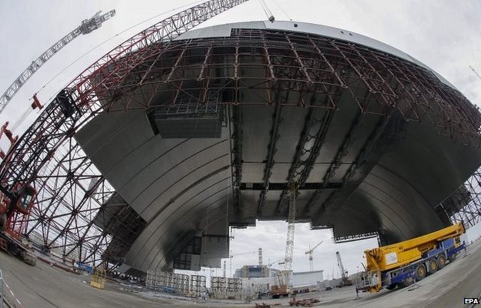 Chernobyl: Containing the world's worst nuclear accident - BBC News