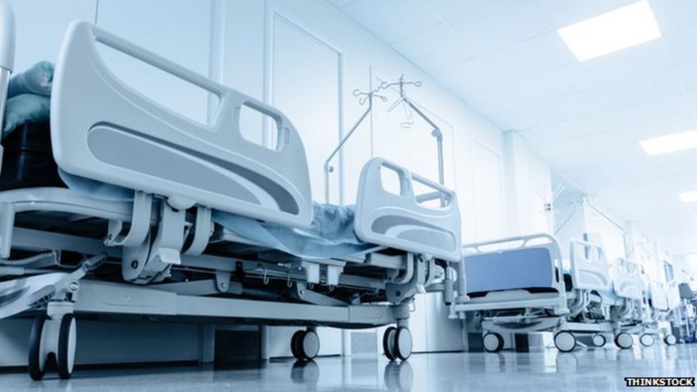 'Untrained' healthcare assistants 'put patients at risk' - BBC News